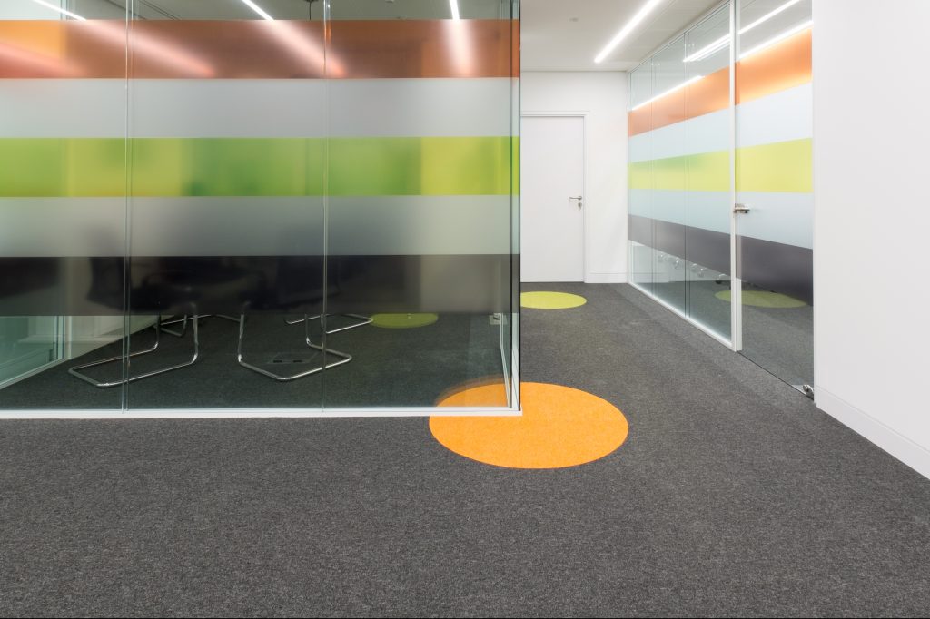 What is the best type of flooring for a modern office space? - Duraflor